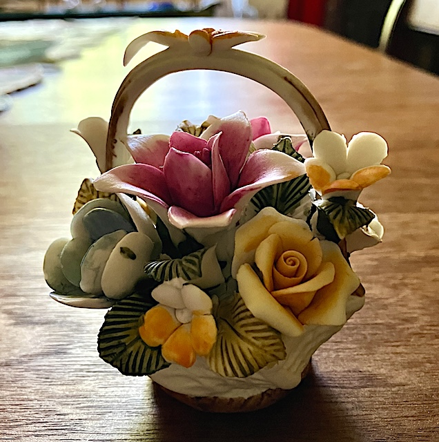 May Day is Ah-MAY-Zing! | Enchanted Seashells | Princess Rosebud